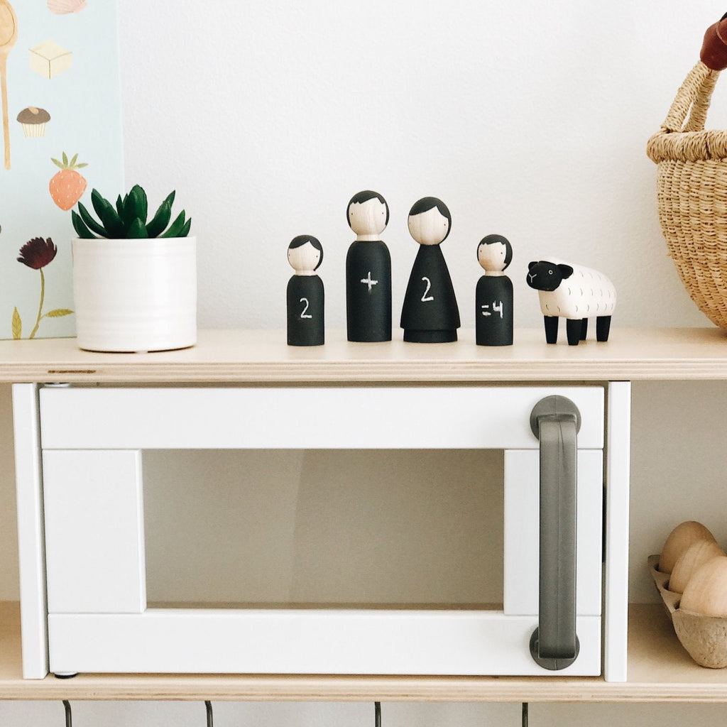 Hand Painted Wooden Peg Dolls for Kids, Chalkboard – Goose Grease